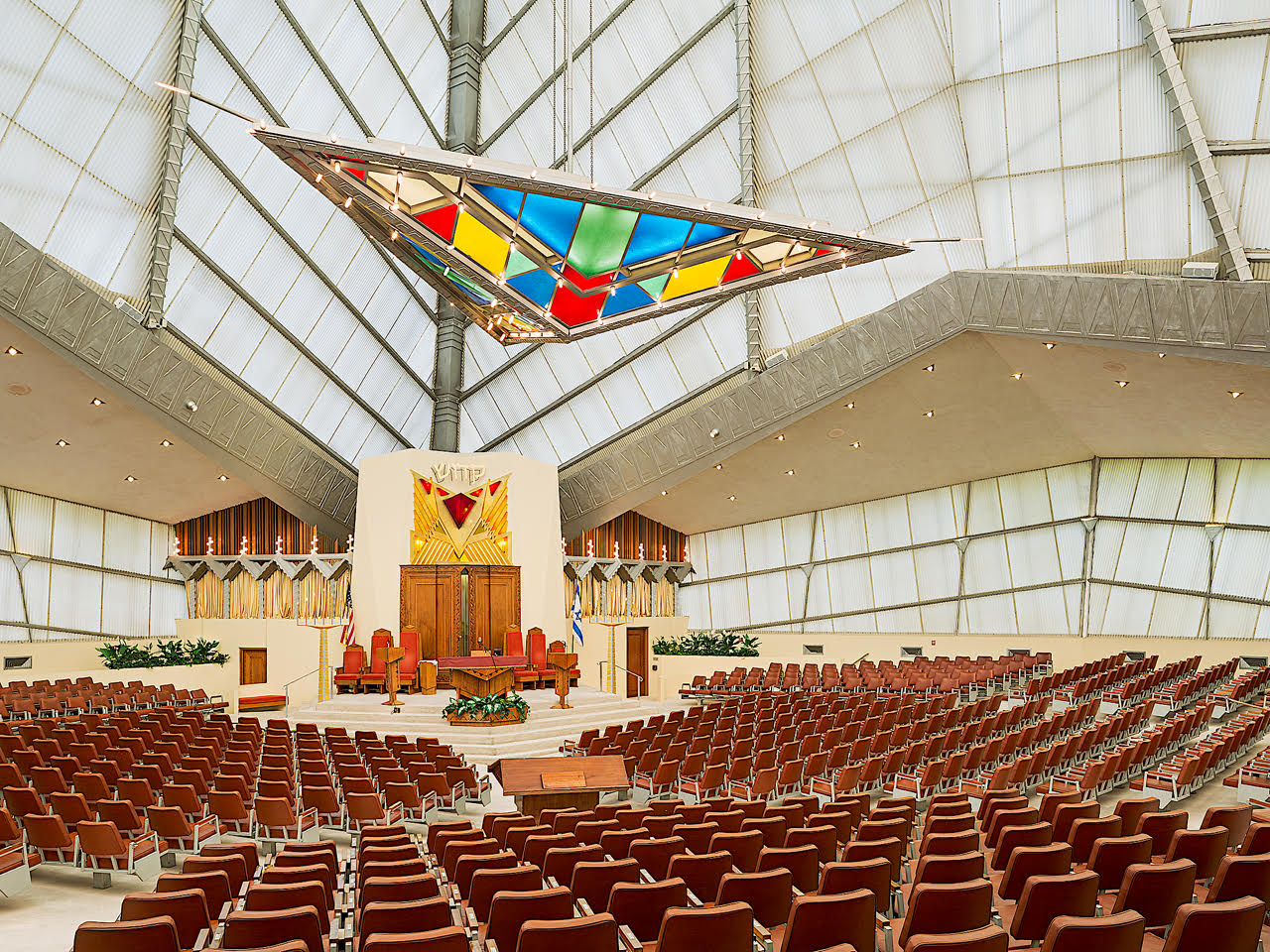 The Architecture of Modern American Synagogues :: Qesher